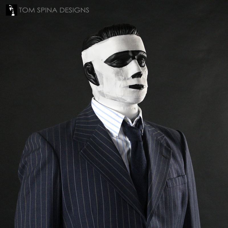 Custom Mannequins & Movie Prop Displays - Acrylic Cases and Life-sized ...
